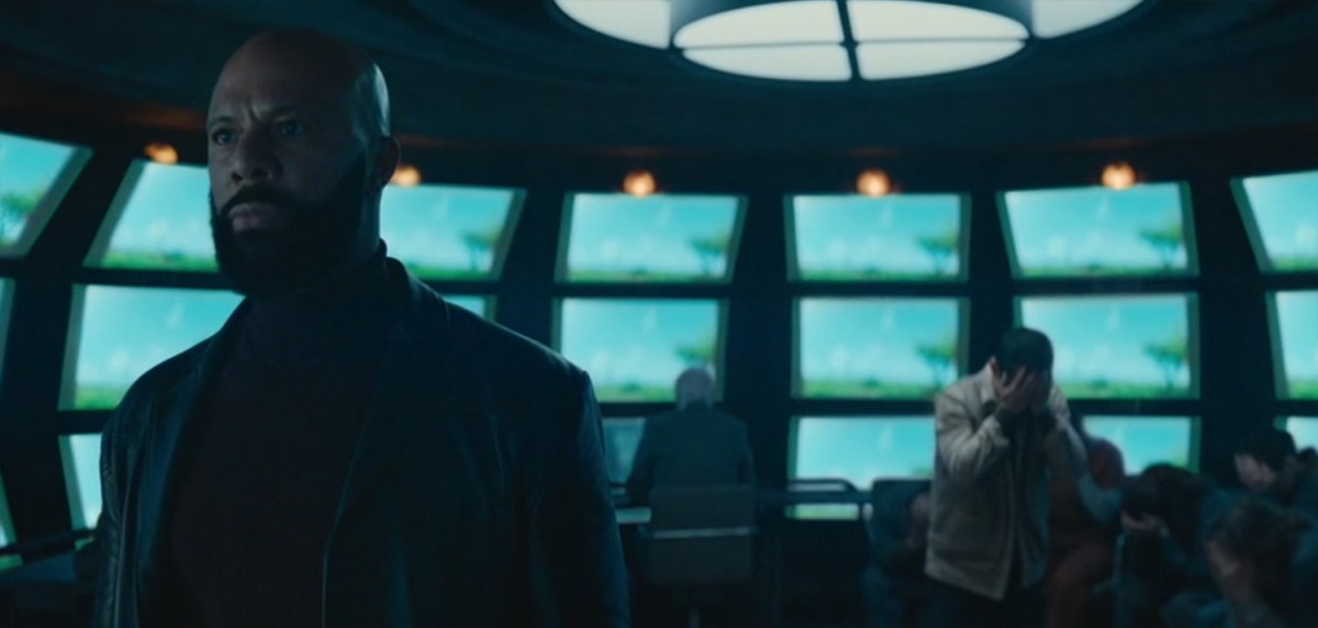 Silo: Outside & Season 1 – TV Review | TL;DR Movie Reviews and Analysis